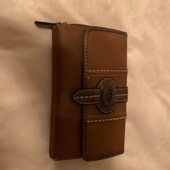 Born | Bags | Born Wallet Trifold | Poshmark